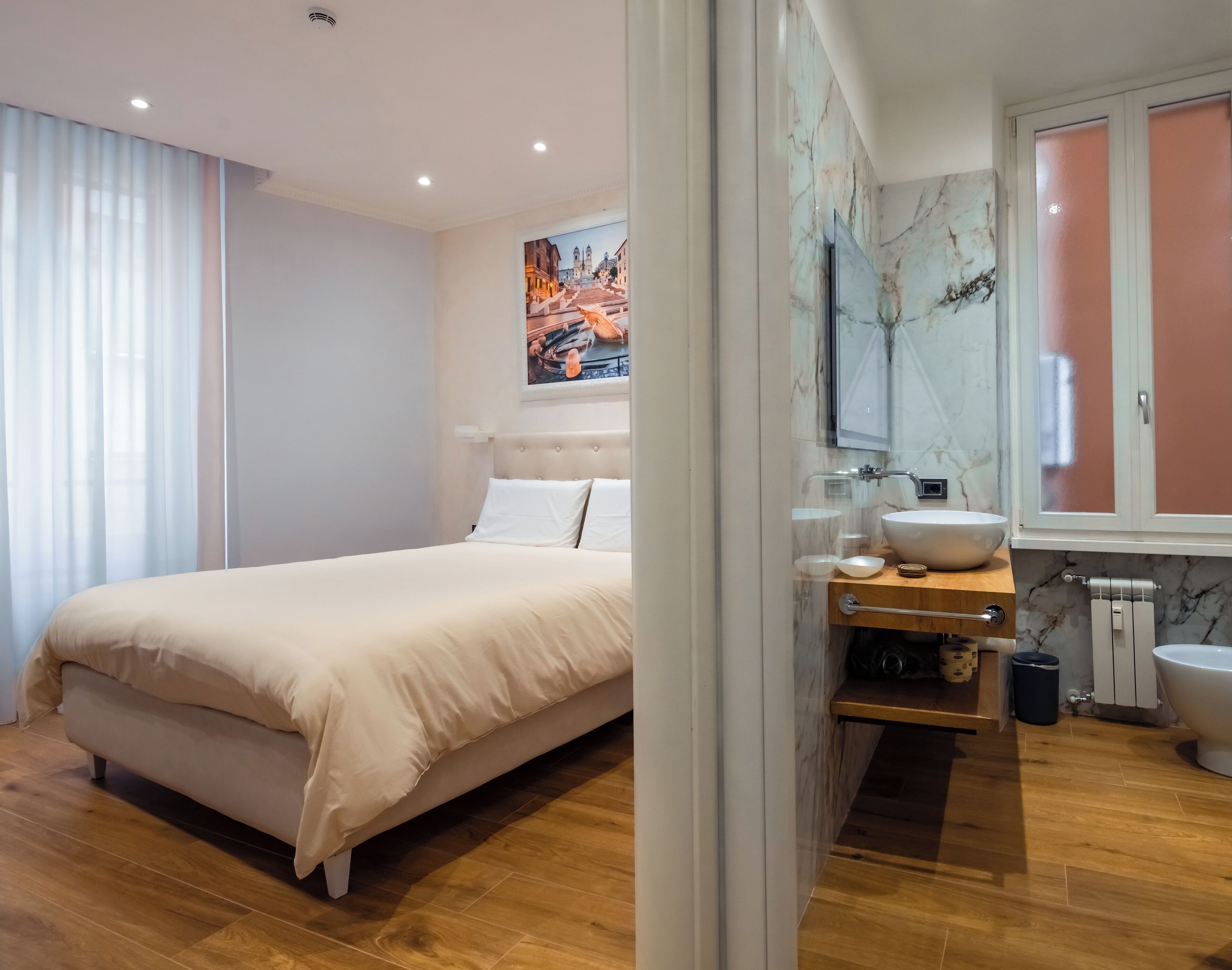 Quarto conforto | Escrivaninha, espaço de trabalho para notebook, quartos à prova de som