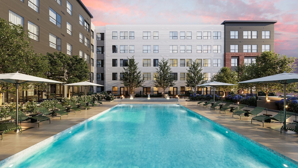 Luxury Apartments By Hyatus At Boston Everett - Cambridge, MA