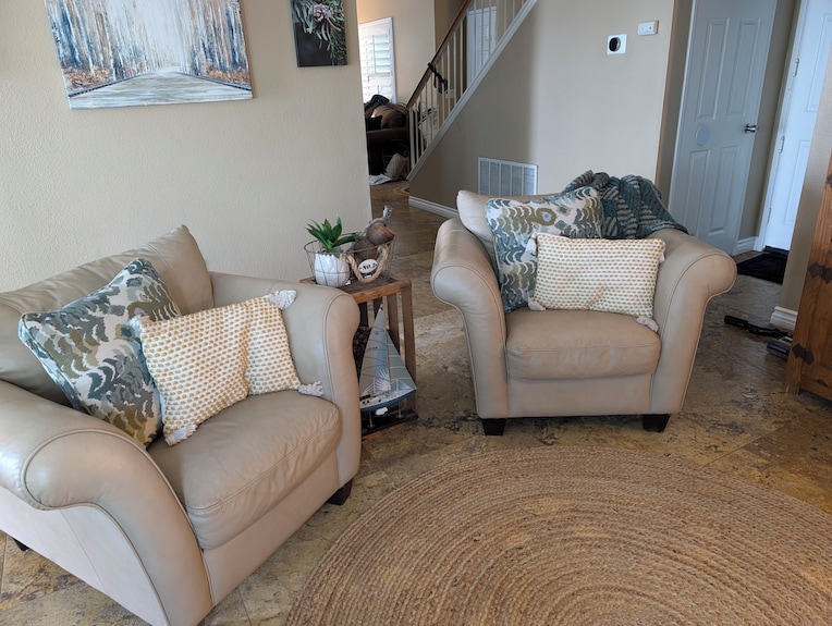 3-bedroom Pool House In Amazing Ontario With Wifi, Ac. Start Your Getaway Now - Eastvale, CA