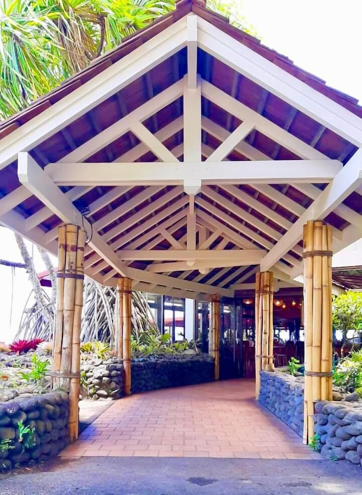 Sublime Tahiti Beach Retreat - Tahiti