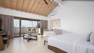 Suite Clássica, vista para o oceano | 1 quarto, cofre no quarto, secretária, cortinas/cortinados opacos
