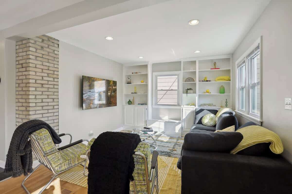 Steps To Downtown/ Close To The River/ Comfy Beds - Minneapolis, MN