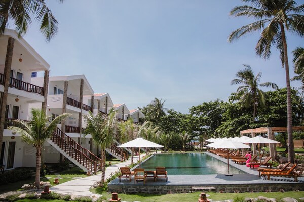 Charm Hon Rom Villas Resort - Mũi Né