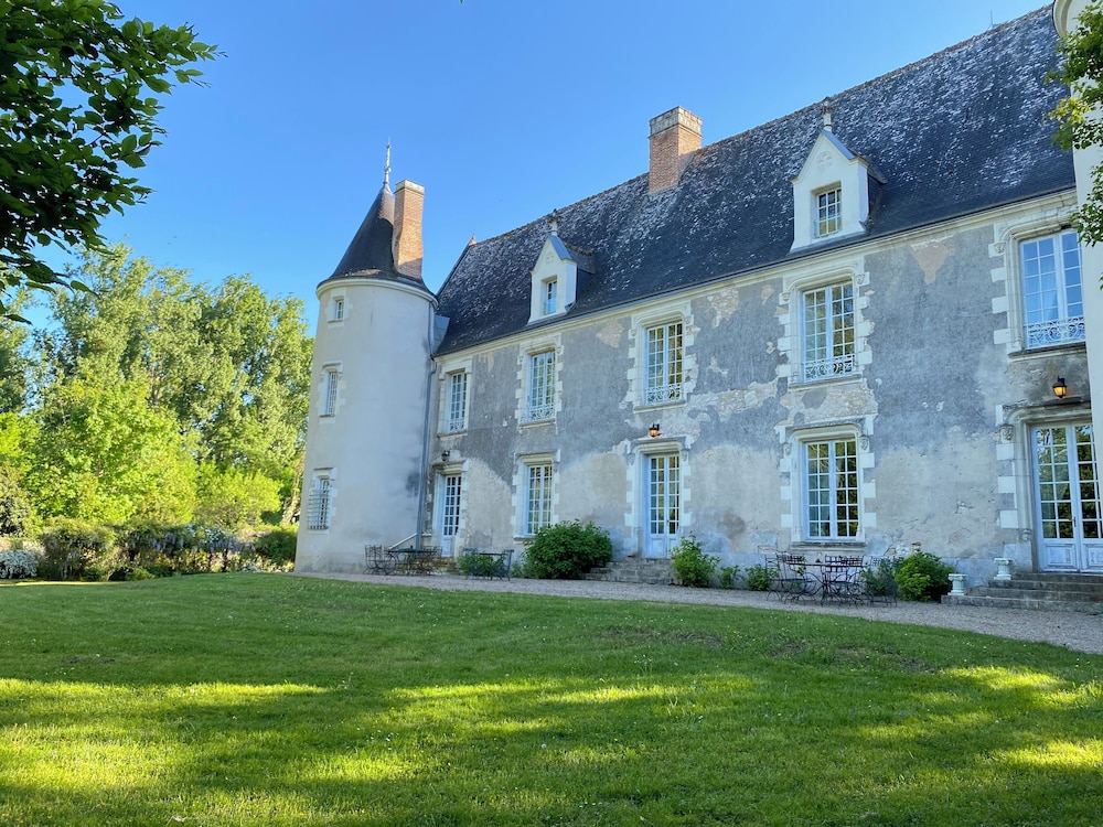 Château Des Archevêques - Indre-et-Loire