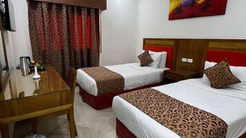 Quarto Duplo ou Twin Deluxe, Vista para a cidade | Sala de estar