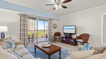 Condo, várias camas (Oceanwalk 13-403) | Área de estar