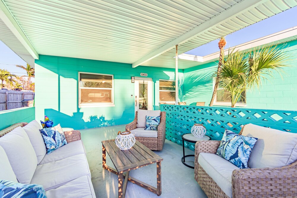 Shore La Vie - Treasure Island, FL