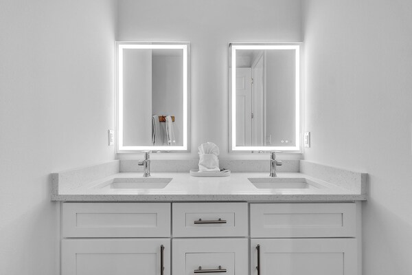 Azul Townhomes B3 - St. Pete Beach, FL