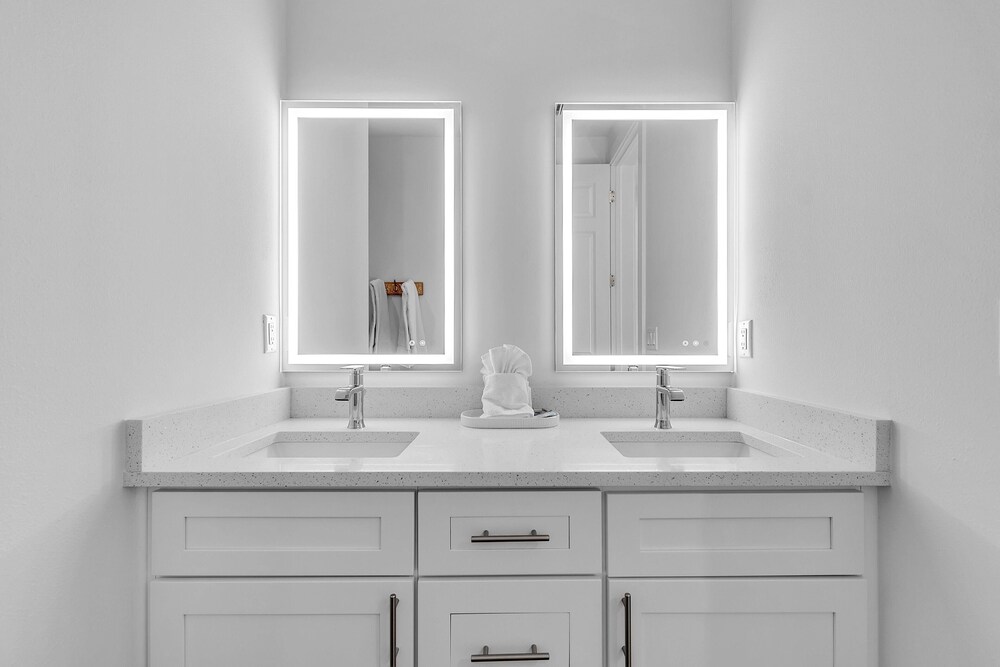 Azul Townhomes B3 - Treasure Island, FL