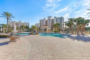 Apartamento em Condomínio Fechado, várias camas (Minorca Paros 402) | Piscina | Uma piscina aquecida 