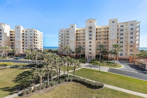 Apartamento em Condomínio Fechado, várias camas (Minorca Paros 402) | Exterior