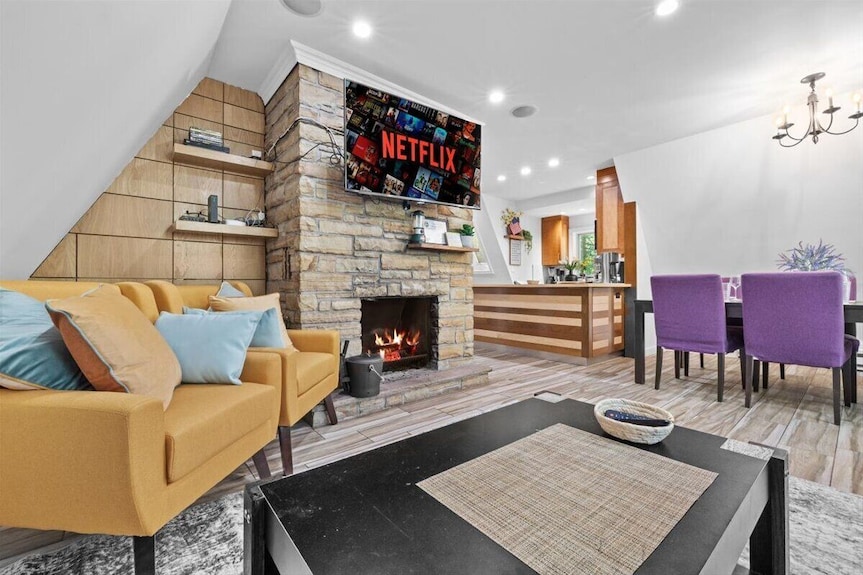 Cozy A-frame ~ Lake Access Game Room Ev Firepit Pets - Pocono Pines, PA