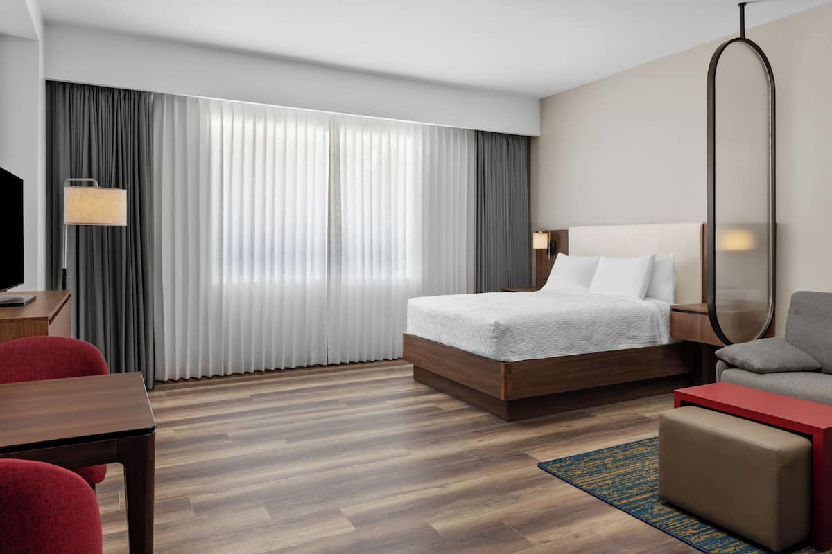 Suite-Estúdio, 1 cama queen-size, acessível, cozinha (Roll-In Shower) | Wi-fi grátis
