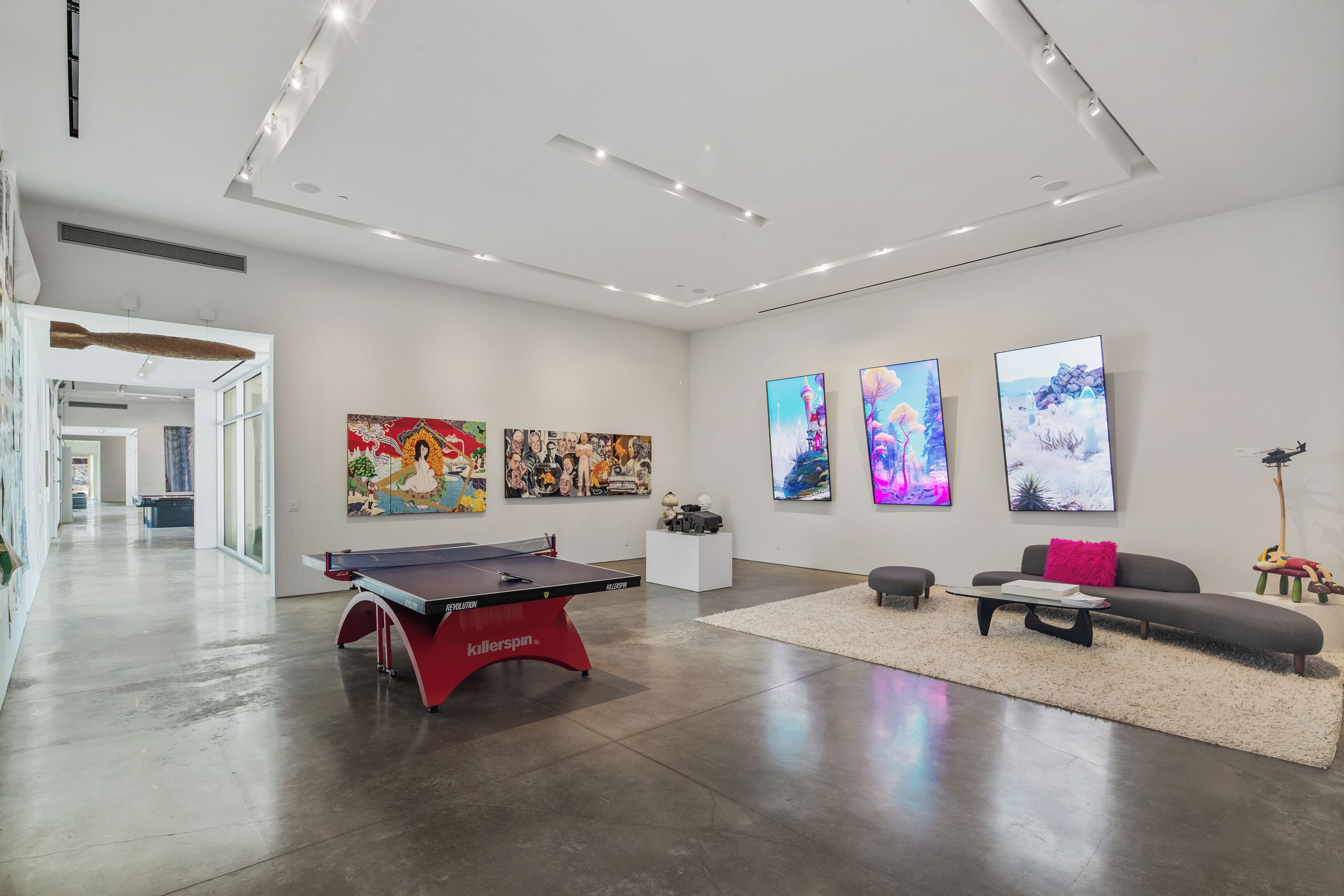 Malibu Art Haven Pool, Hot Tub & Guest House - Thousand Oaks, CA