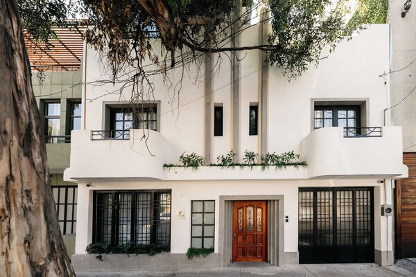 Casa Castillo Condesa - Mexico City