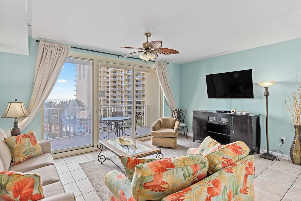 Relax At Panama City Beach Balcony, Parking, Walk To Dining - Panama City Beach, FL