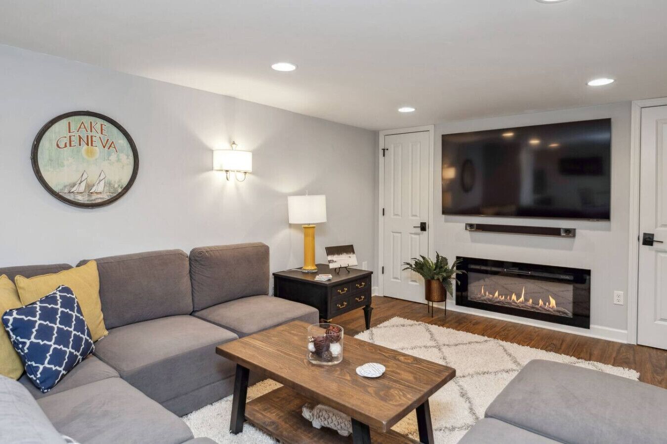 Nautical, Pet-friendly | Walk To Lake & Downtown - Lake Geneva, WI