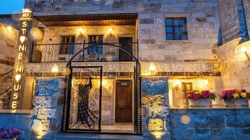 Fachada da propriedade