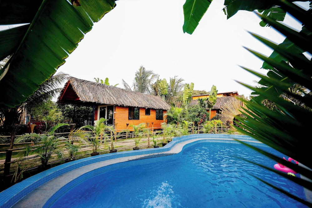 The Lazy Cabanas - Goa