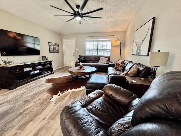 Covered Jm Ranch - 3br/2ba - Family Friendly - 拉巴克