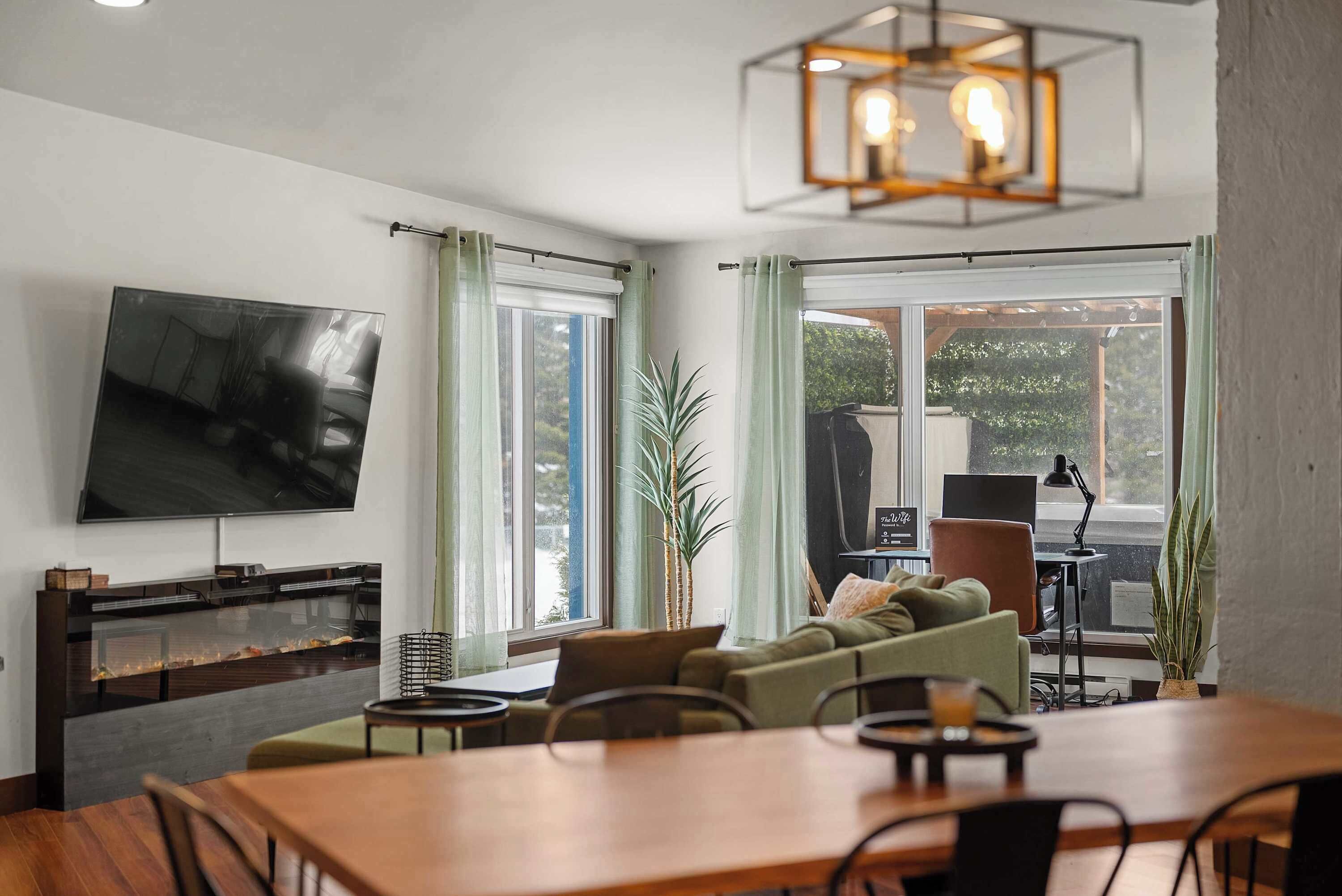 Detente Au Bord Du Fleuve | Condo With Spa - Quebec