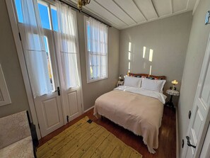 Quarto Deluxe, vista para o jardim | Wi-fi grátis