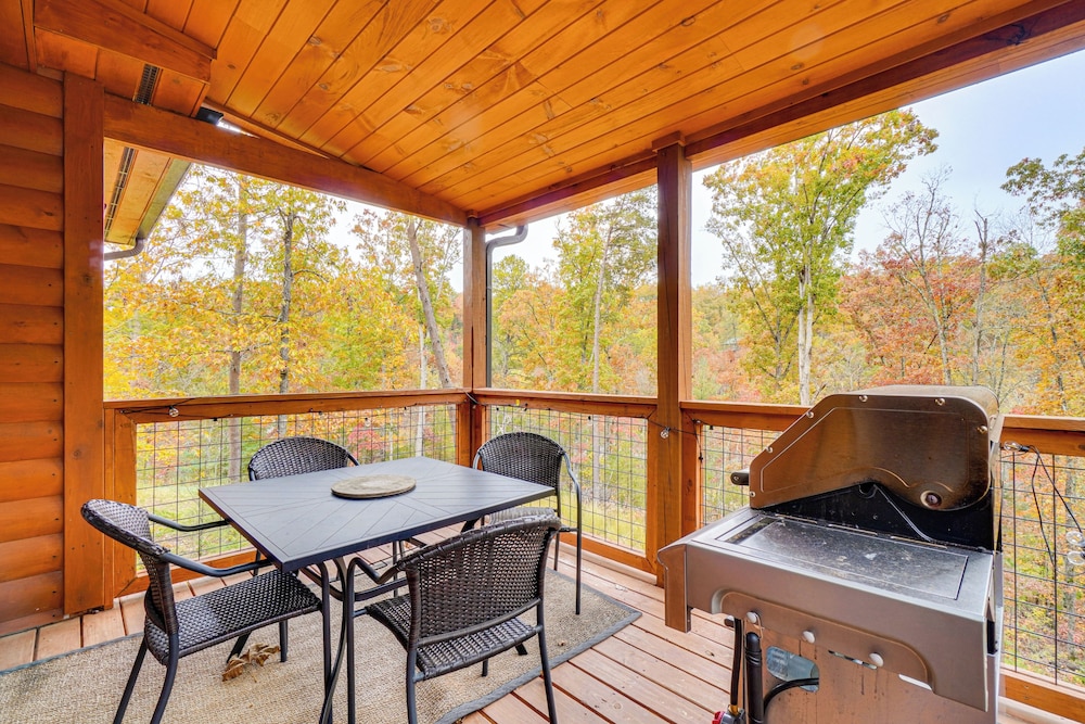 The Sporting Place: Hot Tub Haven In Smoky Mtns! - Townsend, TN