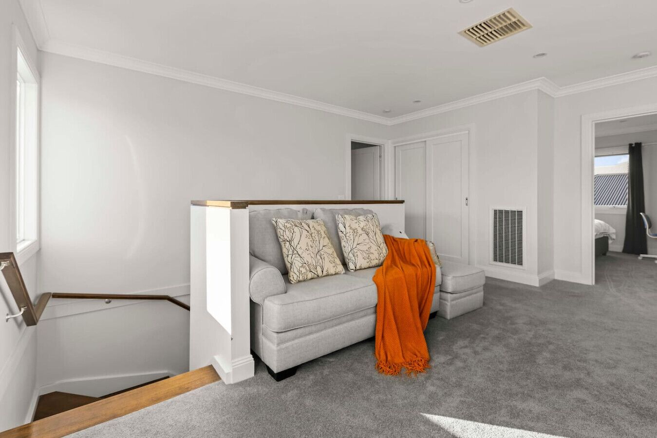 Stayau Contemporary 5brm Families Home Point Cook - Point Cook