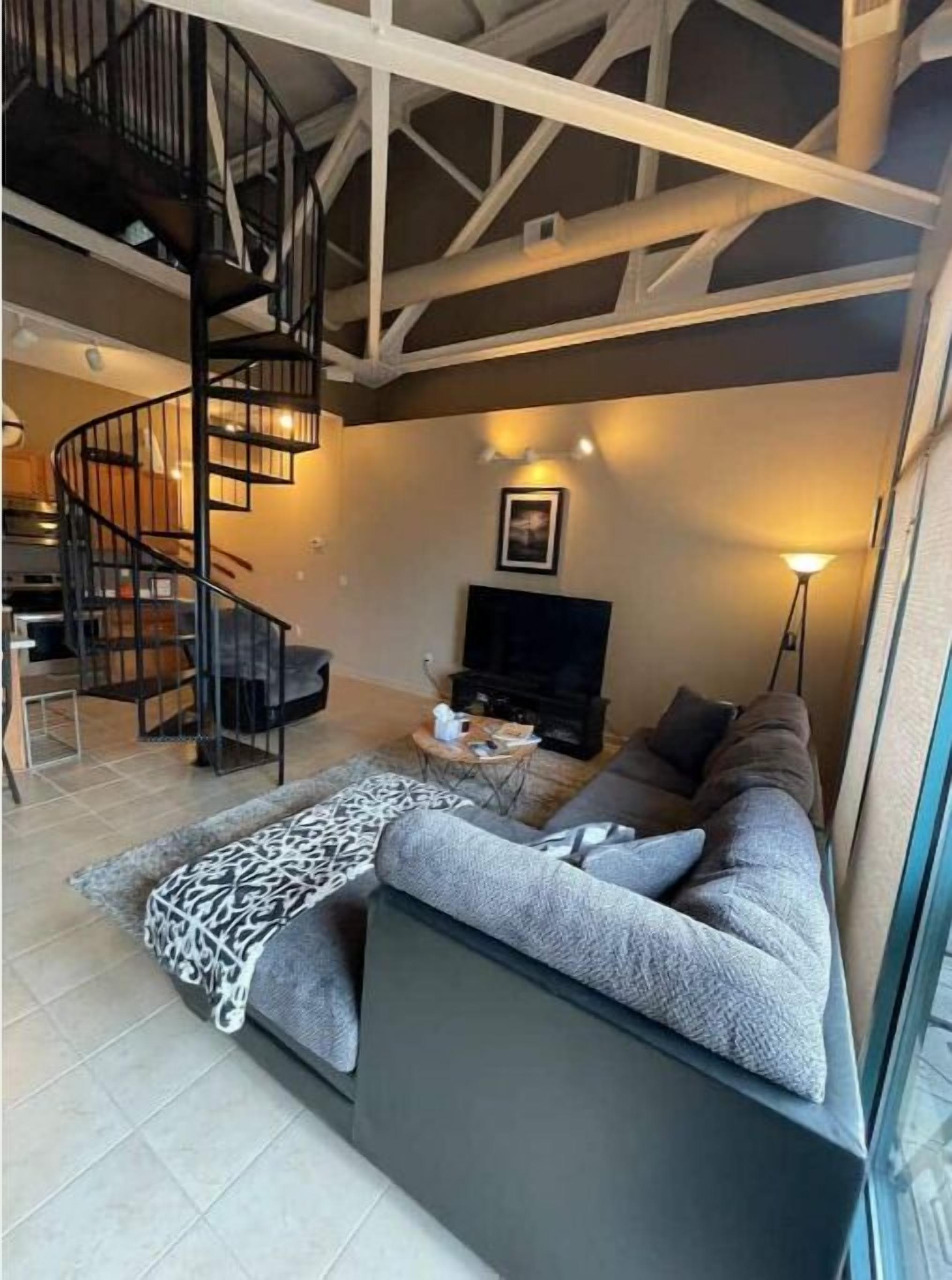 Condo Great For Large Family - Lake Erie, PA