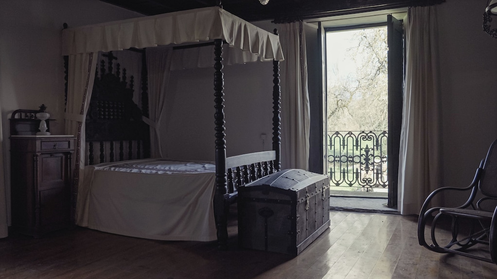 House Of Artists - Samos