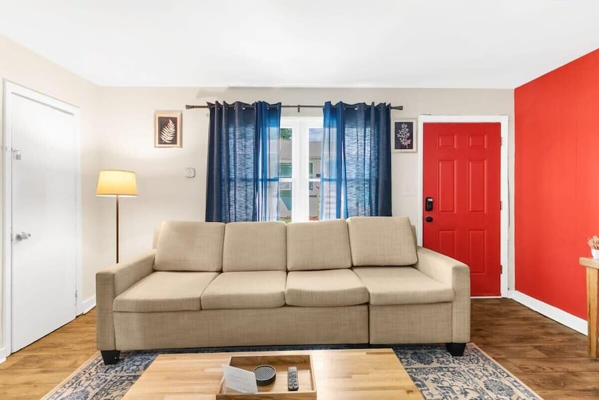 Uptown Apartment, Near Parks! The Bricks Unit 1 - McWane Science Center