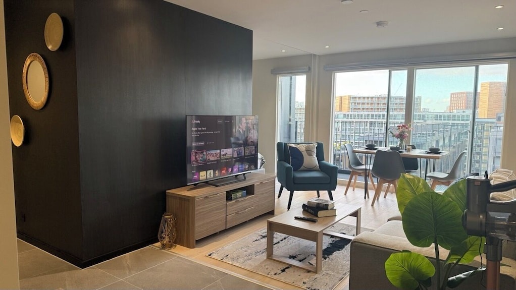 Luxury City Centre Apartment With Breathtaking View - Stockport