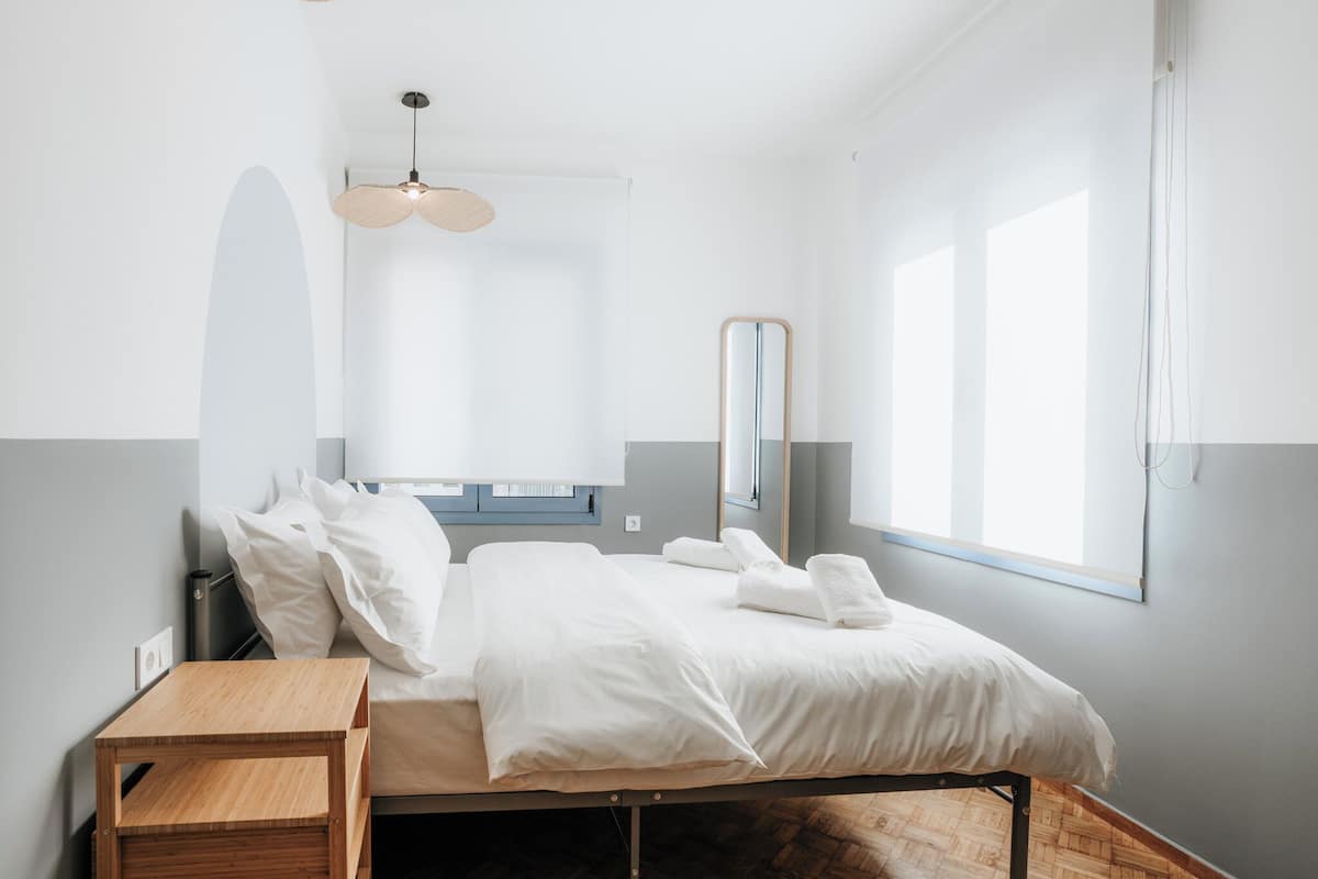 Quarto Duplo | Cortinas/cortinados opacos, ferro/tábua de engomar, Wi-fi grátis