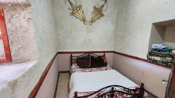 Cofres nos quartos, individualmente decorados