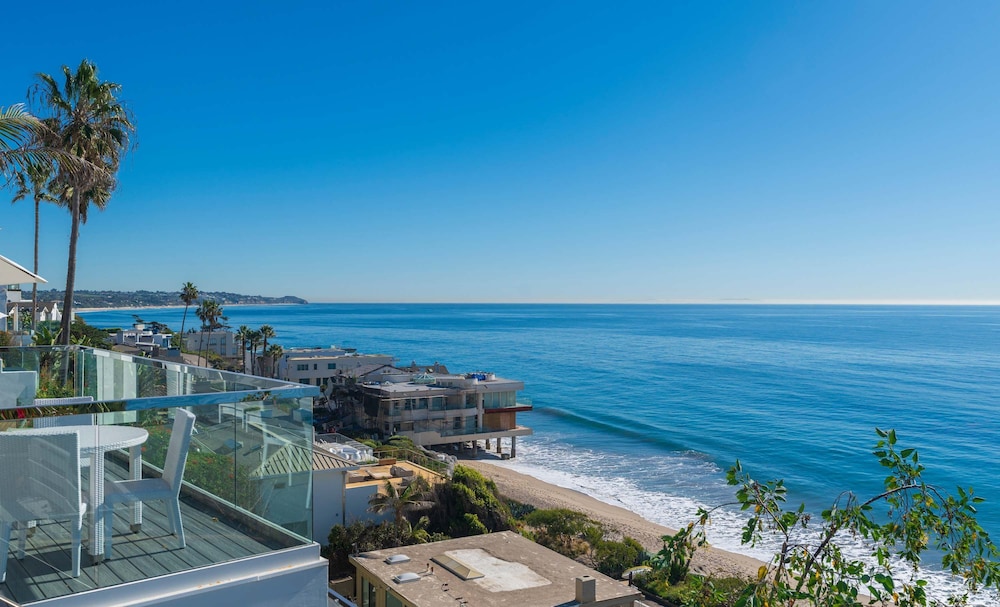 Malibu Retreat W Beach Access And Ocean View - Malibú, CA