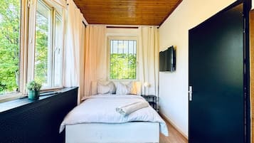 Quarto Básico | Ferro/tábua de engomar, Wi-fi grátis