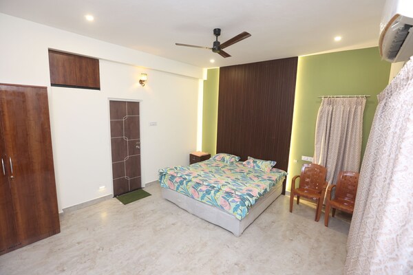 Mm Beach House - Chennai