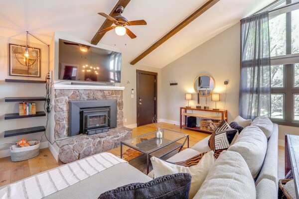 Townhome Near Dtwn Flagstaff: Grill, Golf & Relax! - Flagstaff, AZ