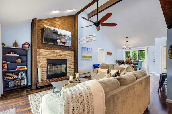 Ozark Escape - Enjoy Resort-style Fun - Lake Ozark, MO