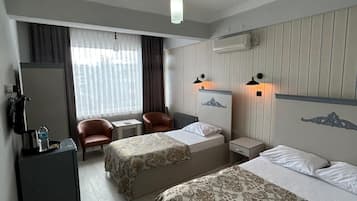 Quarto triplo standard | Wi-Fi de cortesia