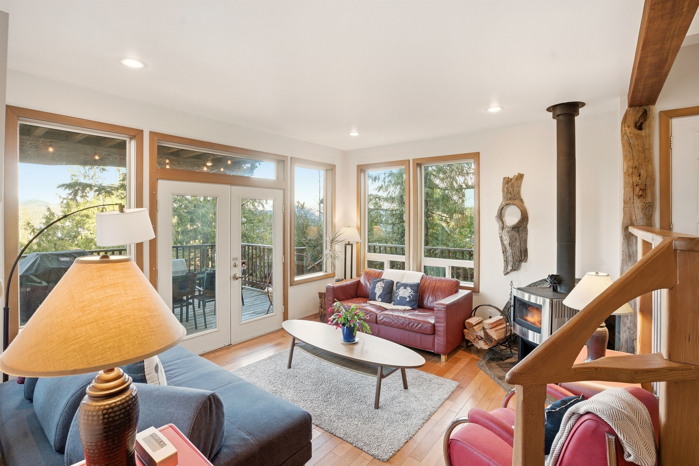 Raven's Treehouse-d.t, Tonquin, Mountain/ocean View - Tofino