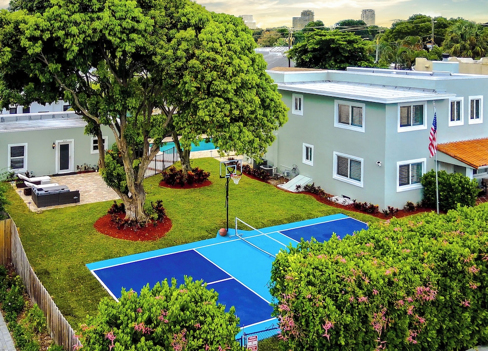 West Palm Oasis - Palm Beach, FL