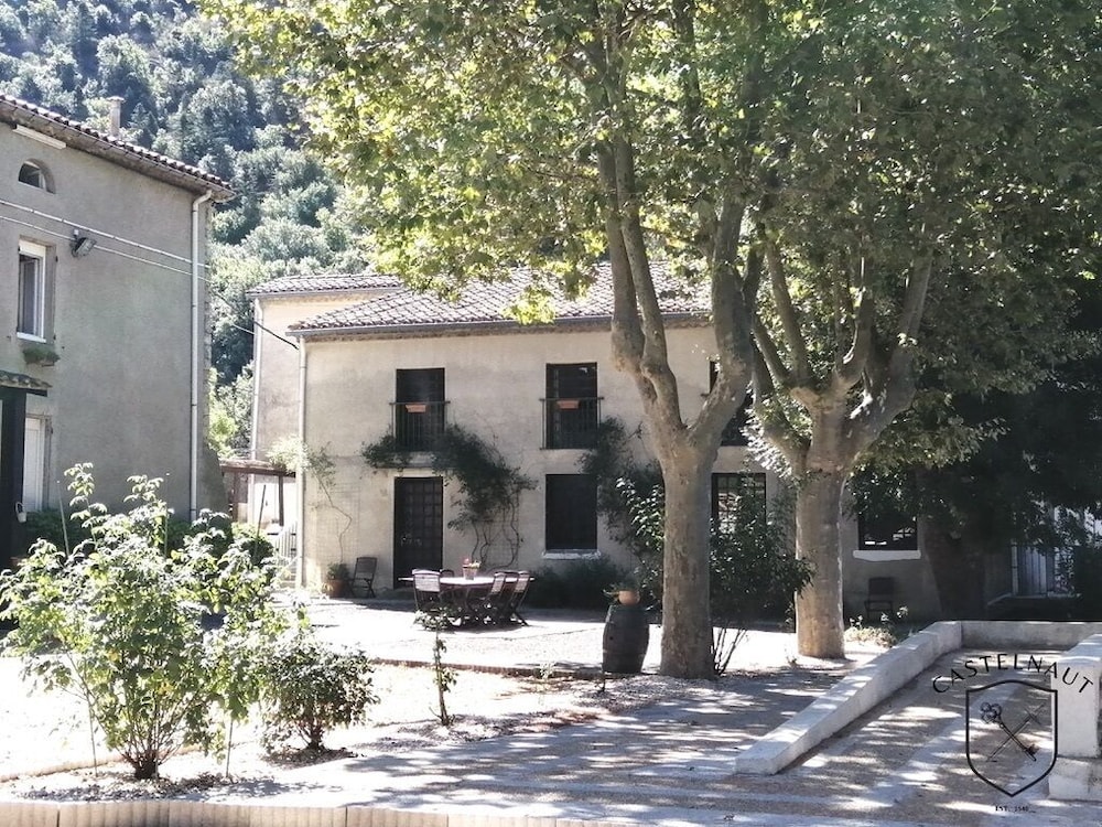 Domaine Castelnaut Gîte Et Château - Aude