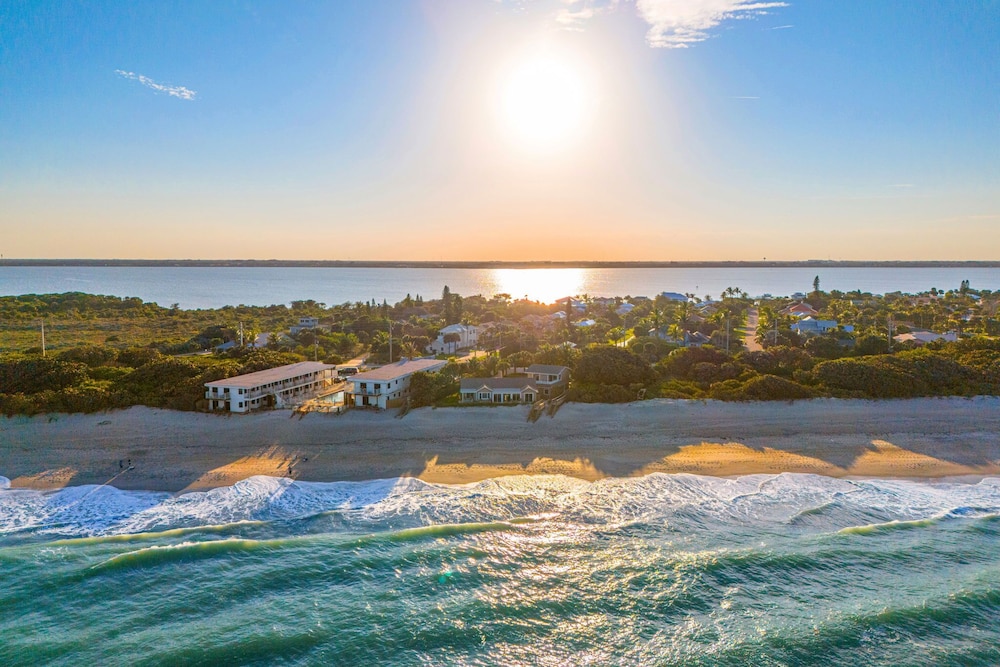 3435 S Highway A1a - Melbourne Beach, FL