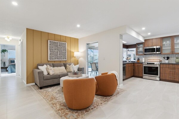 307 Brightwaters Dr - Cocoa Beach, FL