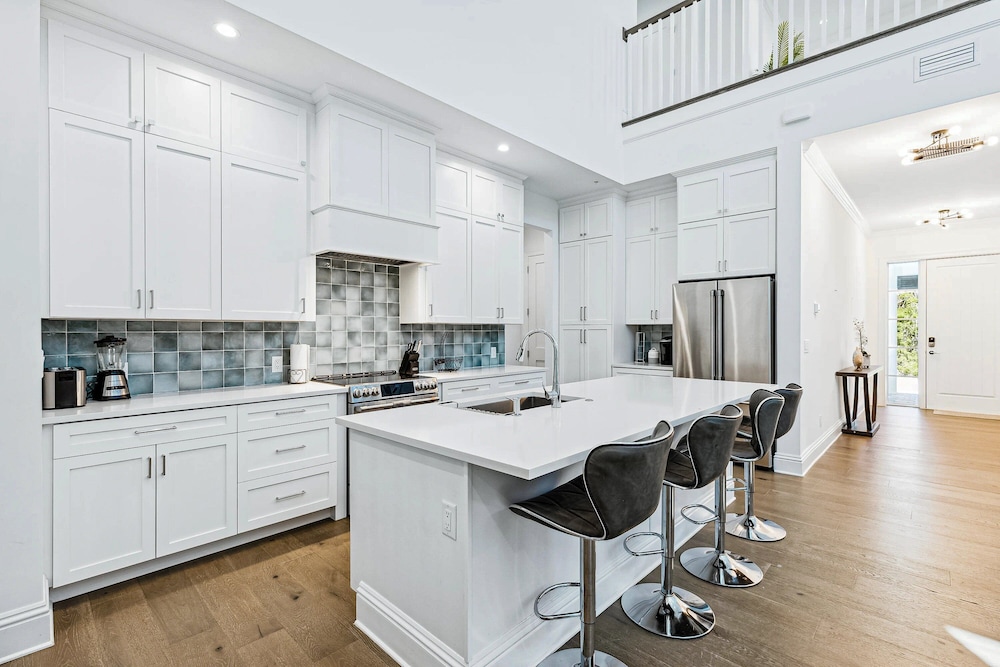 139 Ocean Estates Dr - Vero Beach, FL