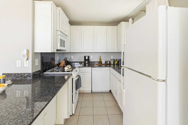 7 Cayucan Bungalows By Avantstay Close To Beach + Ocean Views Sleeps 36 - Cayucos State Beach