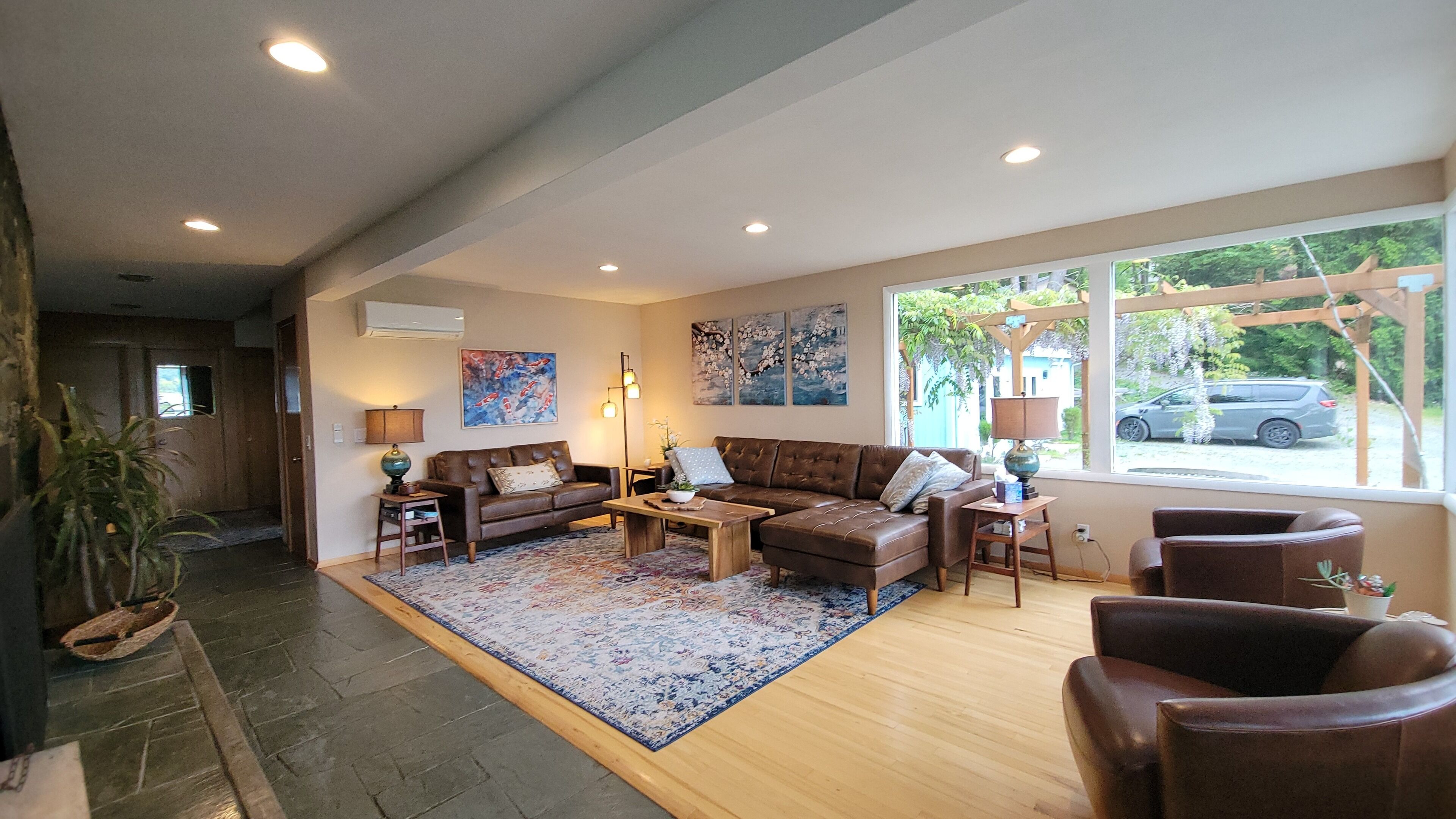 Amazing 5br Lake House +Private Dock +Hot Tub +Huge Games Room +7 Patios & Decks - Sedro-Woolley, WA