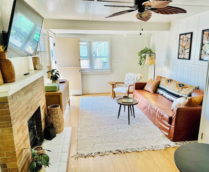 Breezy Bayside Escape Cottage With Patio In Heart Of Mission Beach - San Diego, CA