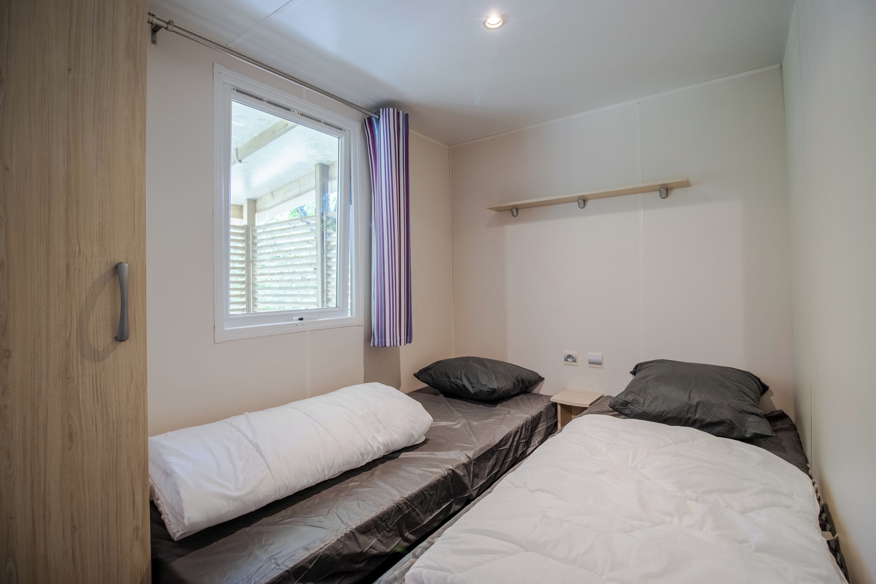 Komfortables Mobilheim Mit Pool & Angelteichen  Périgord Noir Bei Sarlat - La Roque-Gageac